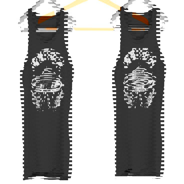 Aliens UFO Mother Ship Alien For Mother's Day Men's Back Print T-Shirt ...