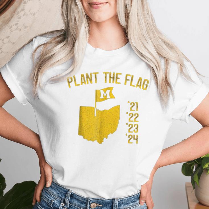 Michigan Map Plant The Flag '21 '22 '23 '24 Women T-shirt | Mazezy