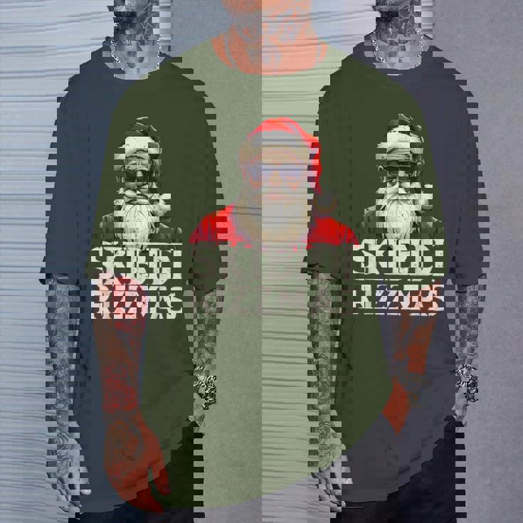 Skibidi Rizzmas Christmas Rizz Santa Claus Charisma Kid Xmas T-Shirt ...